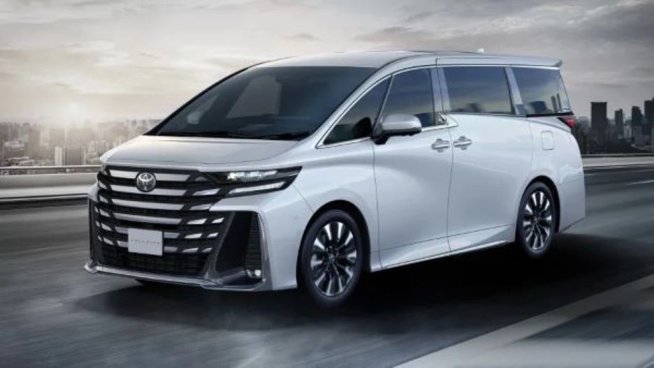 Toyota Crown Vellfire 2024 Thiết Kế Hiện Đại | Thảm lót sàn KATA